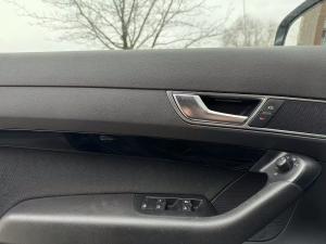 Grey Audi A6 2006 in Riga, with an engine capacity of 3.00 L and mileage of 318 thousand km for 3190 €, photo 26 on AUTOMOTO.COM.LV