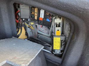 Grey Audi A6 2006 in Vilnius, with an engine capacity of 1.97 L and mileage of 320 thousand km for 3350 €, photo 21 on AUTOMOTO.COM.LV