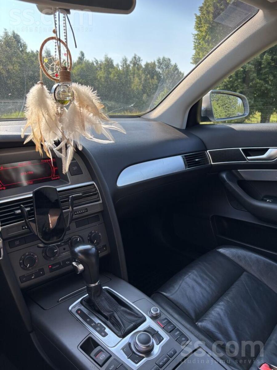 Grey Audi A6 2006 in Liepaja, with an engine capacity of 2.00 L and mileage of 379 thousand km for 2700 €, photo 13 on AUTOMOTO.COM.LV