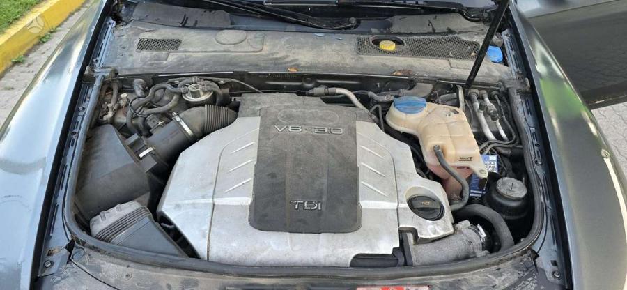 Grey Audi A6 2006 in Vilnius, with an engine capacity of 2.97 L and mileage of 456 thousand km for 1400 €, photo 12 on AUTOMOTO.COM.LV