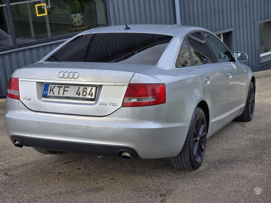 Pelēks Audi A6 2006 Šauļi, ar dzinēja tilpumu 1.97 L un nobraukumu 400 tūkst. km par 2600 €, foto 9 vietnē AUTOMOTO.COM.LV