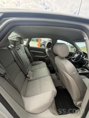Pelēks Audi A6 2006 Liepāja, ar dzinēja tilpumu 2.40 L un nobraukumu 281 tūkst. km par 1700 €, foto 10 vietnē AUTOMOTO.COM.LV