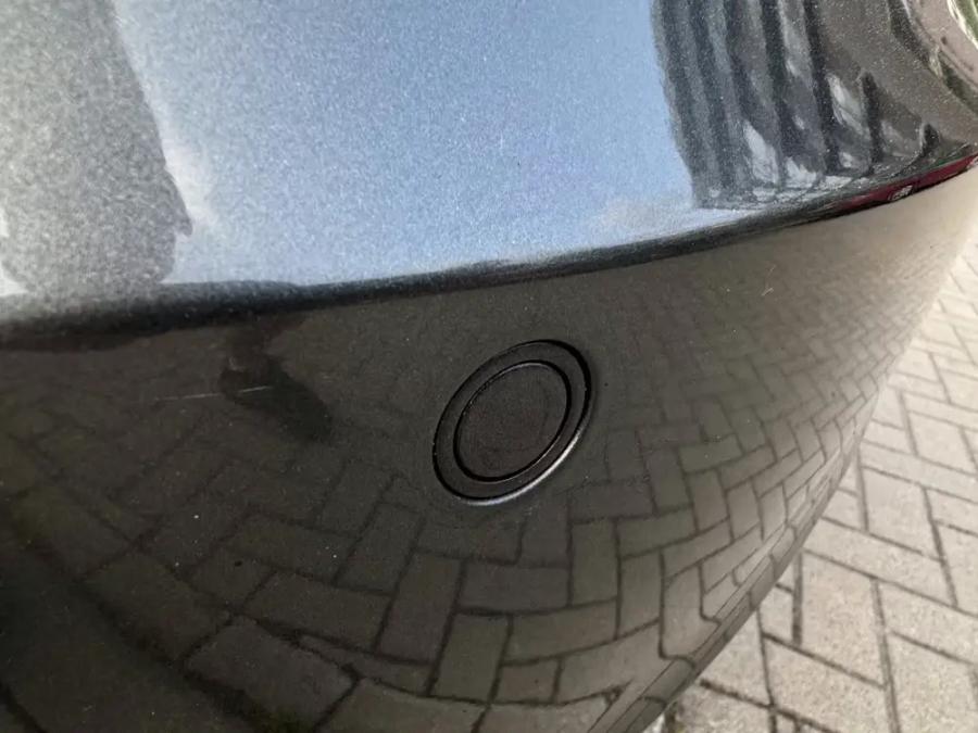 Grey Audi A6 2007 in Riga, with an engine capacity of 3.00 L and mileage of 385 thousand km for 4490 €, photo 9 on AUTOMOTO.COM.LV