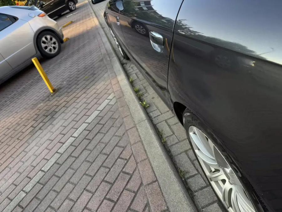 Grey Audi A6 2007 in Riga, with an engine capacity of 3.00 L and mileage of 308 thousand km for 4990 €, photo 4 on AUTOMOTO.COM.LV