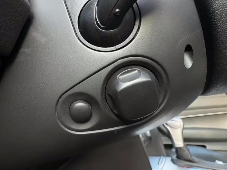Grey Audi A6 2007 in Riga, with an engine capacity of 3.00 L and mileage of 308 thousand km for 4990 €, photo 24 on AUTOMOTO.COM.LV