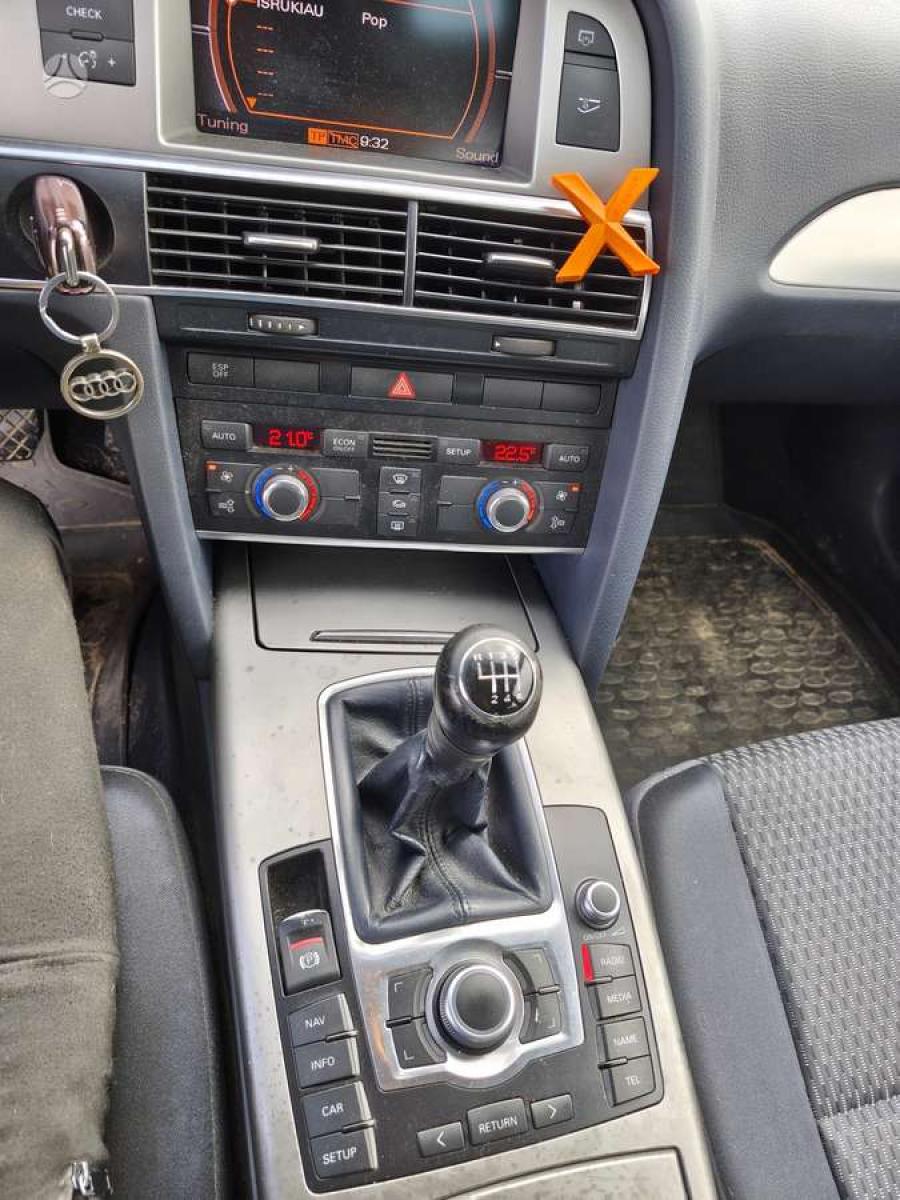 Pelēks Audi A6 2007 Alīta, ar dzinēja tilpumu 1.97 L un nobraukumu 381 tūkst. km par 2500 €, foto 13 vietnē AUTOMOTO.COM.LV