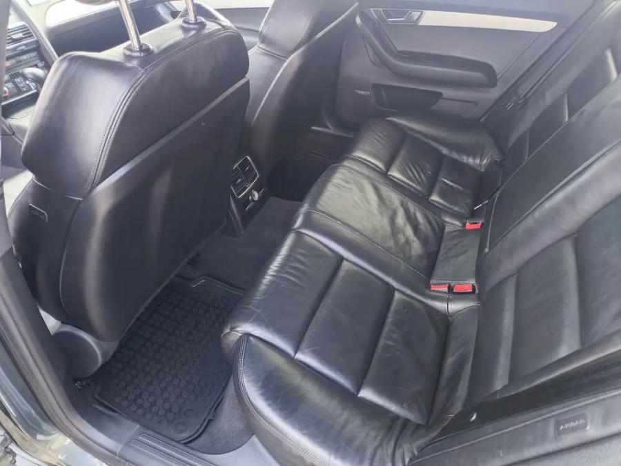 Grey Audi A6 2007 in Riga, with an engine capacity of 3.00 L and mileage of 294 thousand km for 4350 €, photo 32 on AUTOMOTO.COM.LV