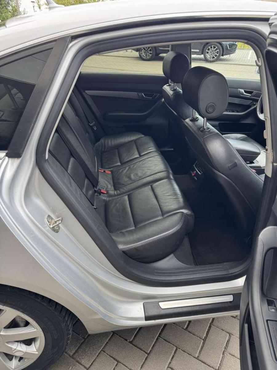 Grey Audi A6 2007 in Vilnius, with an engine capacity of 2.97 L and mileage of 330 thousand km for 1650 €, photo 10 on AUTOMOTO.COM.LV