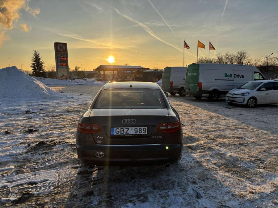 Grey Audi A6 2009 in Vilnius, with an engine capacity of 2.70 L and mileage of 304 thousand km for 5500 €, photo 6 on AUTOMOTO.COM.LV