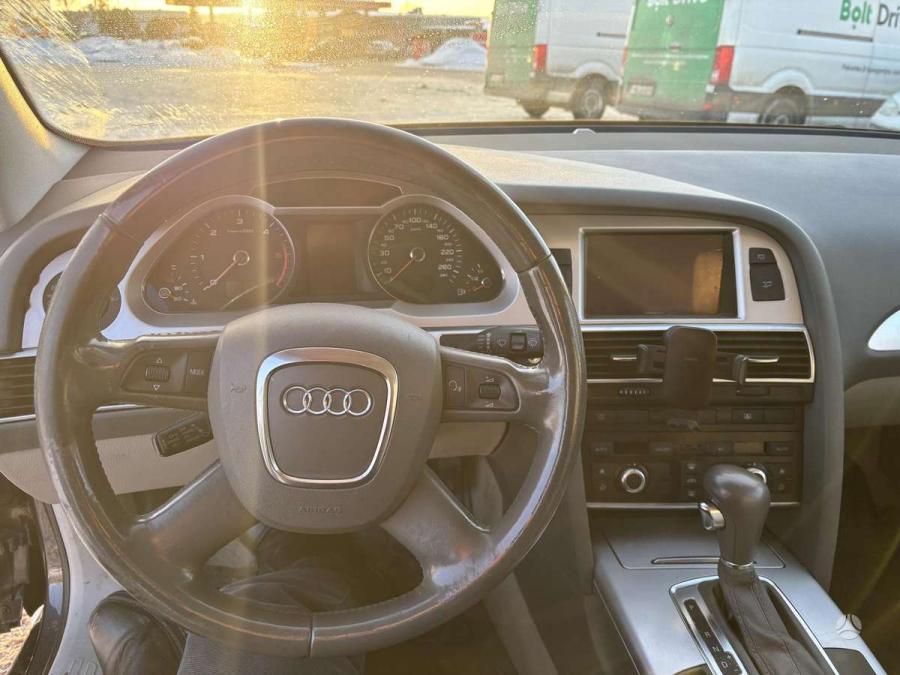 Grey Audi A6 2009 in Vilnius, with an engine capacity of 2.70 L and mileage of 304 thousand km for 5500 €, photo 10 on AUTOMOTO.COM.LV