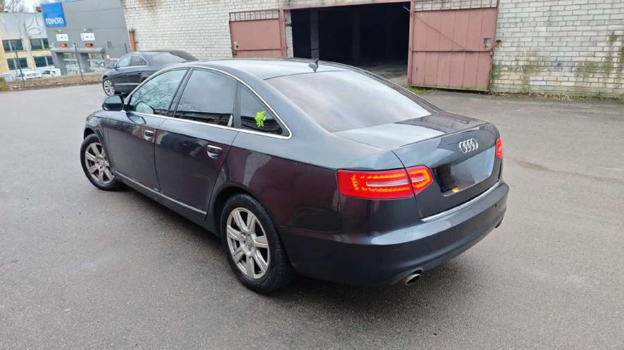 Pelēks Audi A6 2009 Viļņa, ar dzinēja tilpumu 2.97 L un nobraukumu 426 tūkst. km par 5600 €, foto 5 vietnē AUTOMOTO.COM.LV