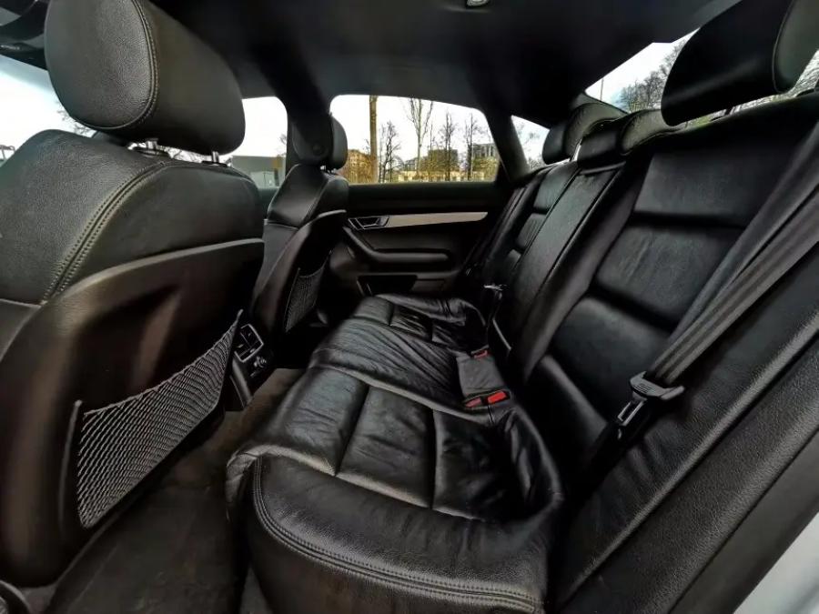Grey Audi A6 2009 in Riga, with an engine capacity of 3.00 L and mileage of 264 thousand km for 8490 €, photo 12 on AUTOMOTO.COM.LV