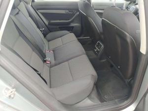 Pelēks Audi A6 2009 Panevēža, ar dzinēja tilpumu 1.97 L un nobraukumu 246 tūkst. km par 4800 €, foto 14 vietnē AUTOMOTO.COM.LV