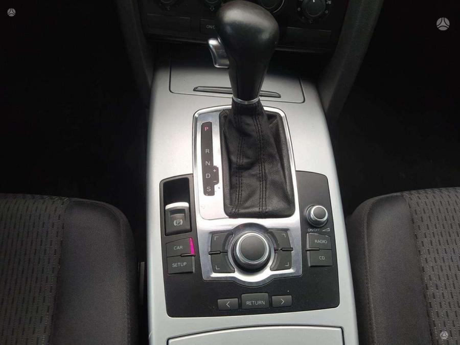 Pelēks Audi A6 2009 Panevēža, ar dzinēja tilpumu 1.97 L un nobraukumu 246 tūkst. km par 4800 €, foto 20 vietnē AUTOMOTO.COM.LV