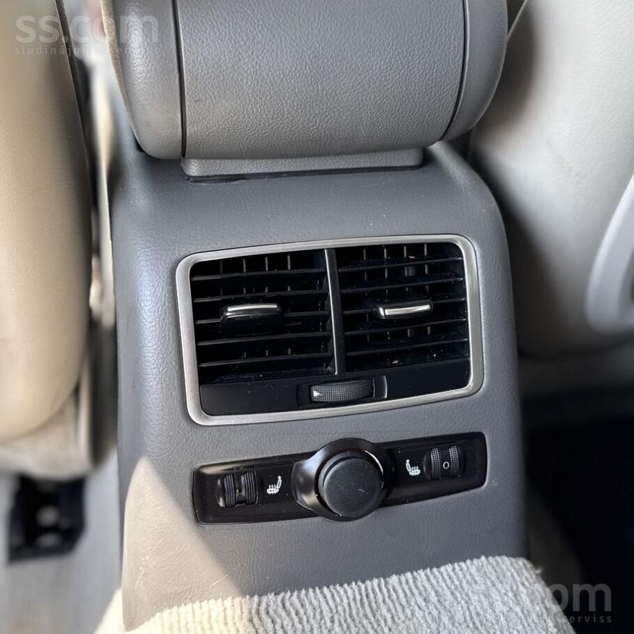 Pelēks Audi A6 2010 Daugavpils, ar dzinēja tilpumu 3.00 L un nobraukumu 359 tūkst. km par 5500 €, foto 12 vietnē AUTOMOTO.COM.LV