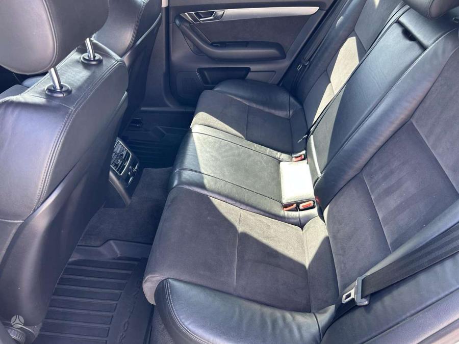 Grey Audi A6 2010 in Vilnius, with an engine capacity of 1.97 L and mileage of 297 thousand km for 5000 €, photo 10 on AUTOMOTO.COM.LV