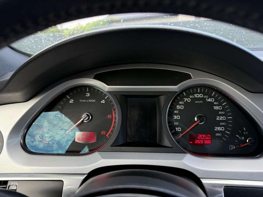 Серый Ауди А6 2010 в Вильнюс, объемом двигателя 0.00 л и пробегом 270 тыс. км за 5500 €, фото 14 на AUTOMOTO.COM.LV