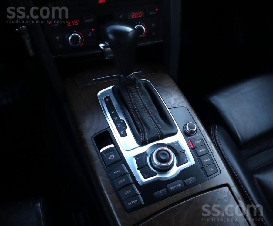 Grey Audi A6 2010 in Riga, with an engine capacity of 2.70 L and mileage of 261 thousand km for 5990 €, photo 22 on AUTOMOTO.COM.LV