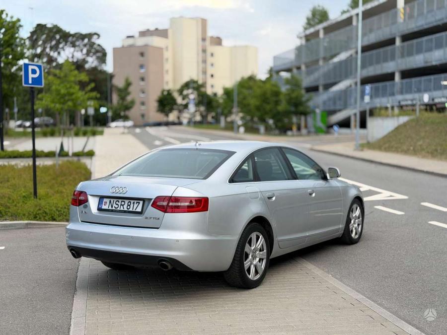 Grey Audi A6 2010 in Vilnius, with an engine capacity of 0.00 L and mileage of 289 thousand km for 4000 €, photo 5 on AUTOMOTO.COM.LV