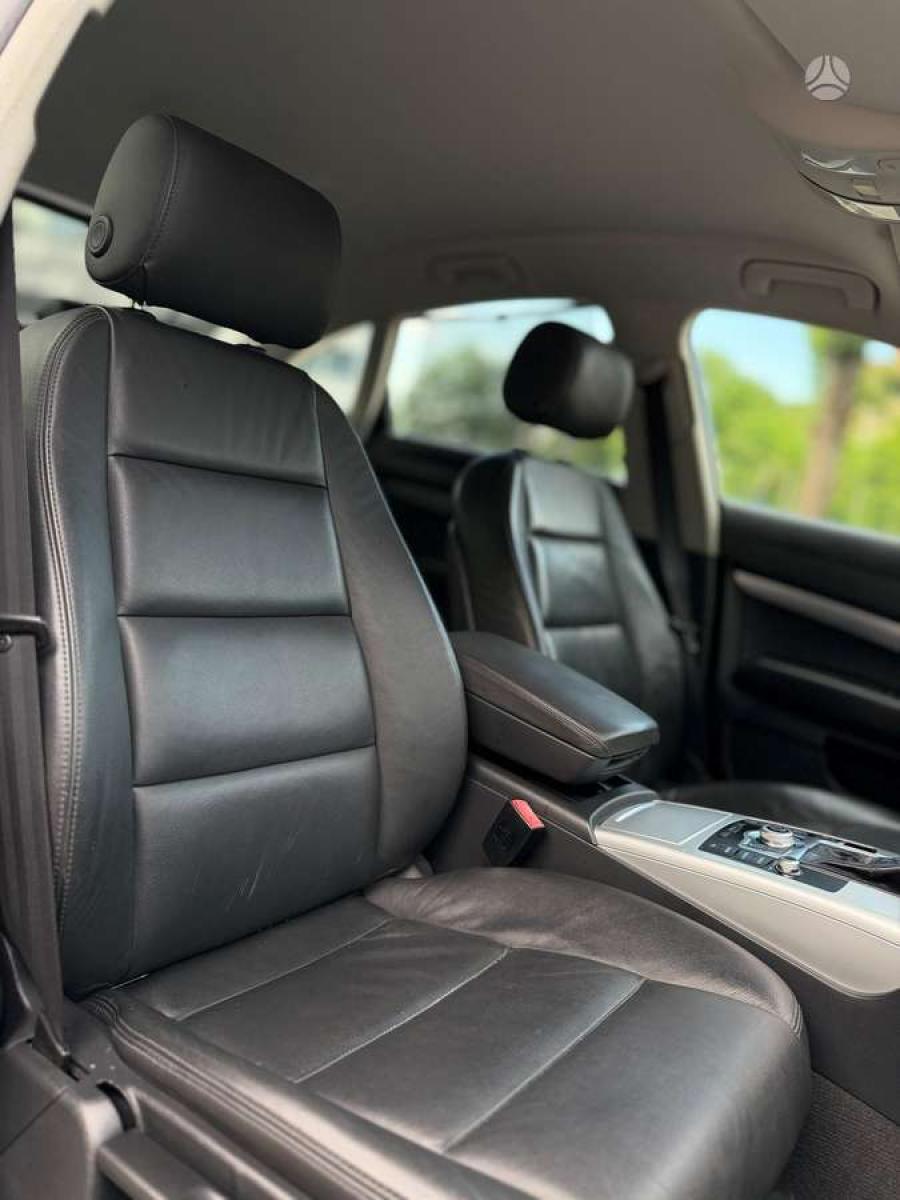 Grey Audi A6 2010 in Vilnius, with an engine capacity of 0.00 L and mileage of 287 thousand km for 3500 €, photo 19 on AUTOMOTO.COM.LV
