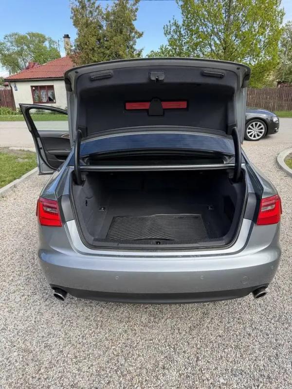 Pelēks Audi A6 2011 Ventspils, ar dzinēja tilpumu 2.80 L un nobraukumu 384 tūkst. km par 6800 €, foto 9 vietnē AUTOMOTO.COM.LV