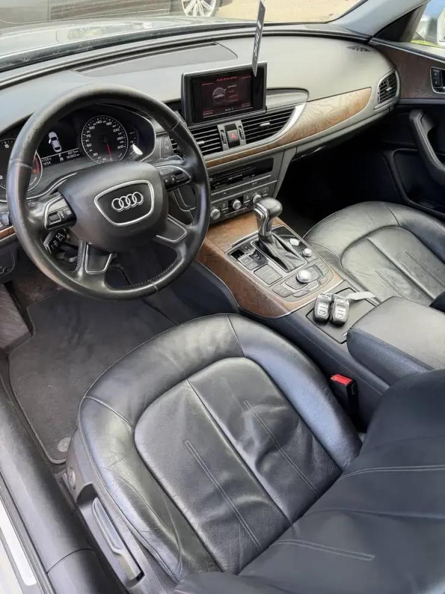 Pelēks Audi A6 2011 Ventspils, ar dzinēja tilpumu 2.80 L un nobraukumu 384 tūkst. km par 6800 €, foto 12 vietnē AUTOMOTO.COM.LV
