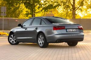 Pelēks Audi A6 2011 Jelgava, ar dzinēja tilpumu 3.00 L un nobraukumu 394 tūkst. km par 7500 €, foto 5 vietnē AUTOMOTO.COM.LV