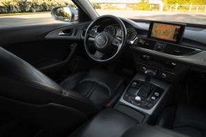 Grey Audi A6 2011 in Riga, with an engine capacity of 3.00 L and mileage of 394 thousand km for 8300 €, photo 8 on AUTOMOTO.COM.LV