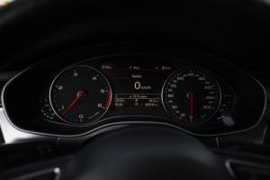 Grey Audi A6 2011 in Riga, with an engine capacity of 3.00 L and mileage of 394 thousand km for 8300 €, photo 15 on AUTOMOTO.COM.LV