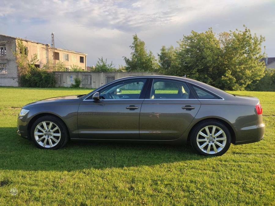 Grey Audi A6 2011 in Pakruojis, with an engine capacity of 2.00 L and mileage of 147 thousand km for 8999 €, photo 5 on AUTOMOTO.COM.LV