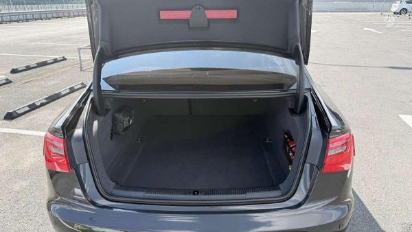 Pelēks Audi A6 2011 Viļņa, ar dzinēja tilpumu 2.97 L un nobraukumu 325 tūkst. km par 8800 €, foto 10 vietnē AUTOMOTO.COM.LV