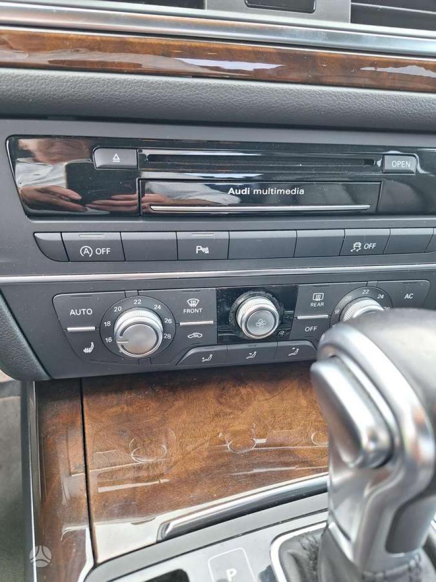 Grey Audi A6 2011 in Lazdijai, with an engine capacity of 2.97 L and mileage of 242 thousand km for 9000 €, photo 13 on AUTOMOTO.COM.LV