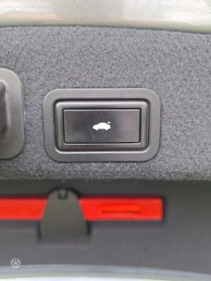 Grey Audi A6 2011 in Lazdijai, with an engine capacity of 2.97 L and mileage of 242 thousand km for 9000 €, photo 15 on AUTOMOTO.COM.LV