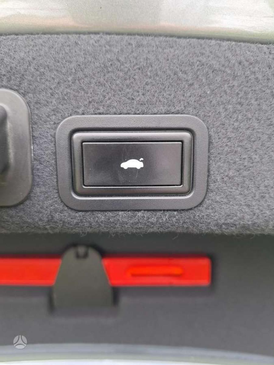 Grey Audi A6 2011 in Lazdijai, with an engine capacity of 2.97 L and mileage of 242 thousand km for 9000 €, photo 15 on AUTOMOTO.COM.LV