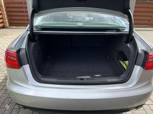 Grey Audi A6 2011 in Vilkaviskis, with an engine capacity of 2.97 L and mileage of 636 thousand km for 5300 €, photo 25 on AUTOMOTO.COM.LV