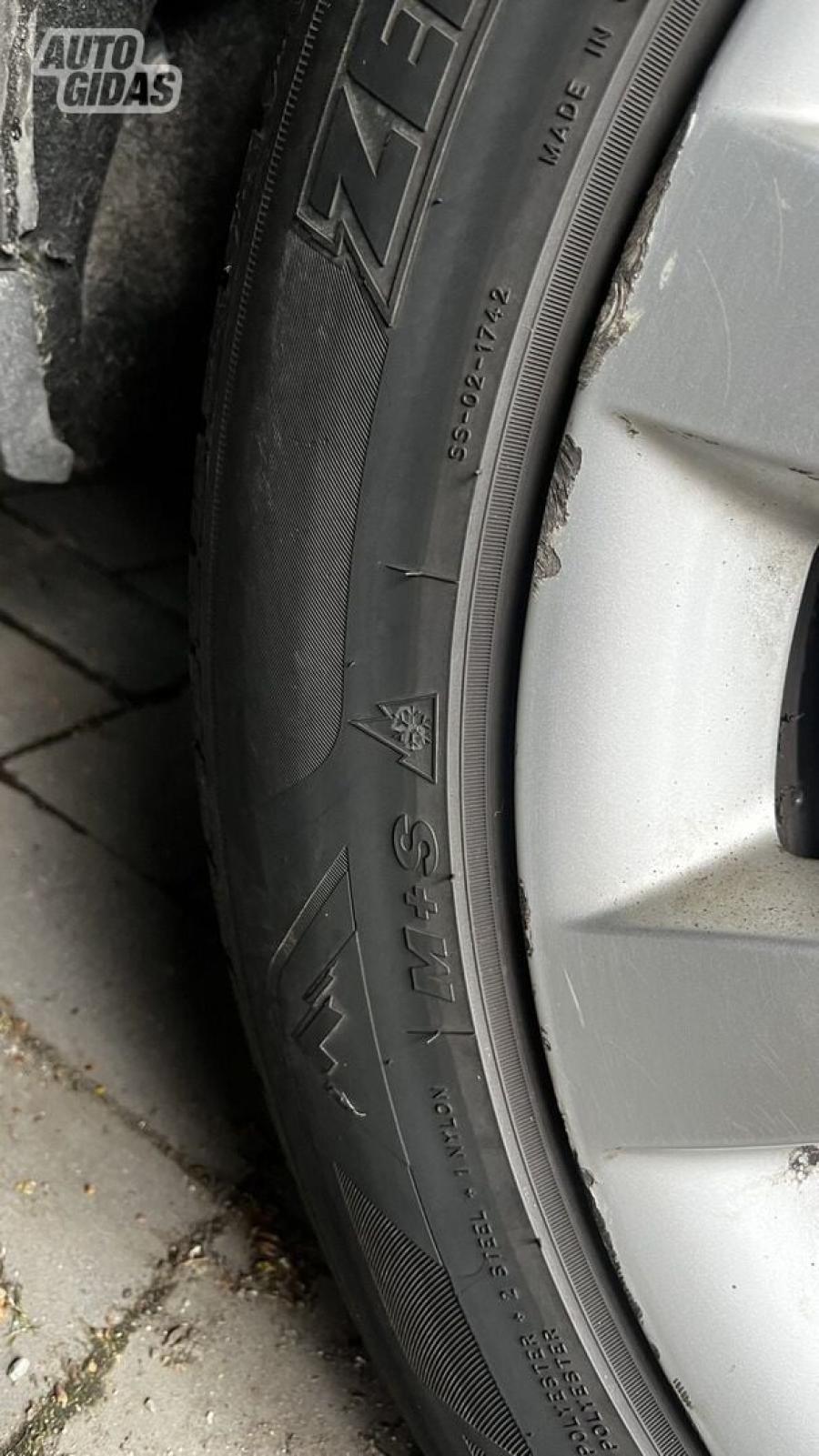 Grey Audi A6 2011 in Vilnius, with an engine capacity of 3.00 L and mileage of 306 thousand km for 9500 €, photo 14 on AUTOMOTO.COM.LV