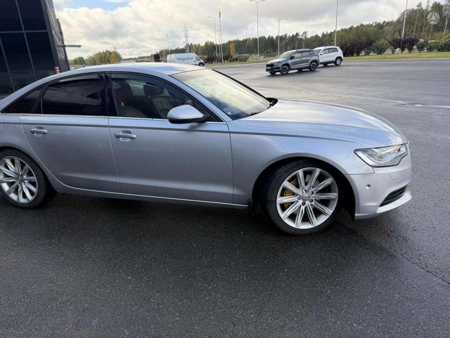 Grey Audi A6 2011 in Kaunas, with an engine capacity of 3.00 L and mileage of 186 thousand km for 9600 €, photo 5 on AUTOMOTO.COM.LV