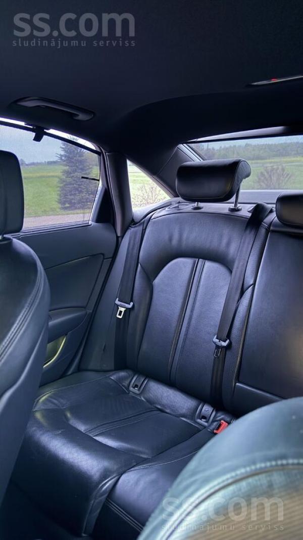 Grey Audi A6 2012 in Aizkraukle, with an engine capacity of 3.00 L and mileage of 284 thousand km for 8800 €, photo 9 on AUTOMOTO.COM.LV