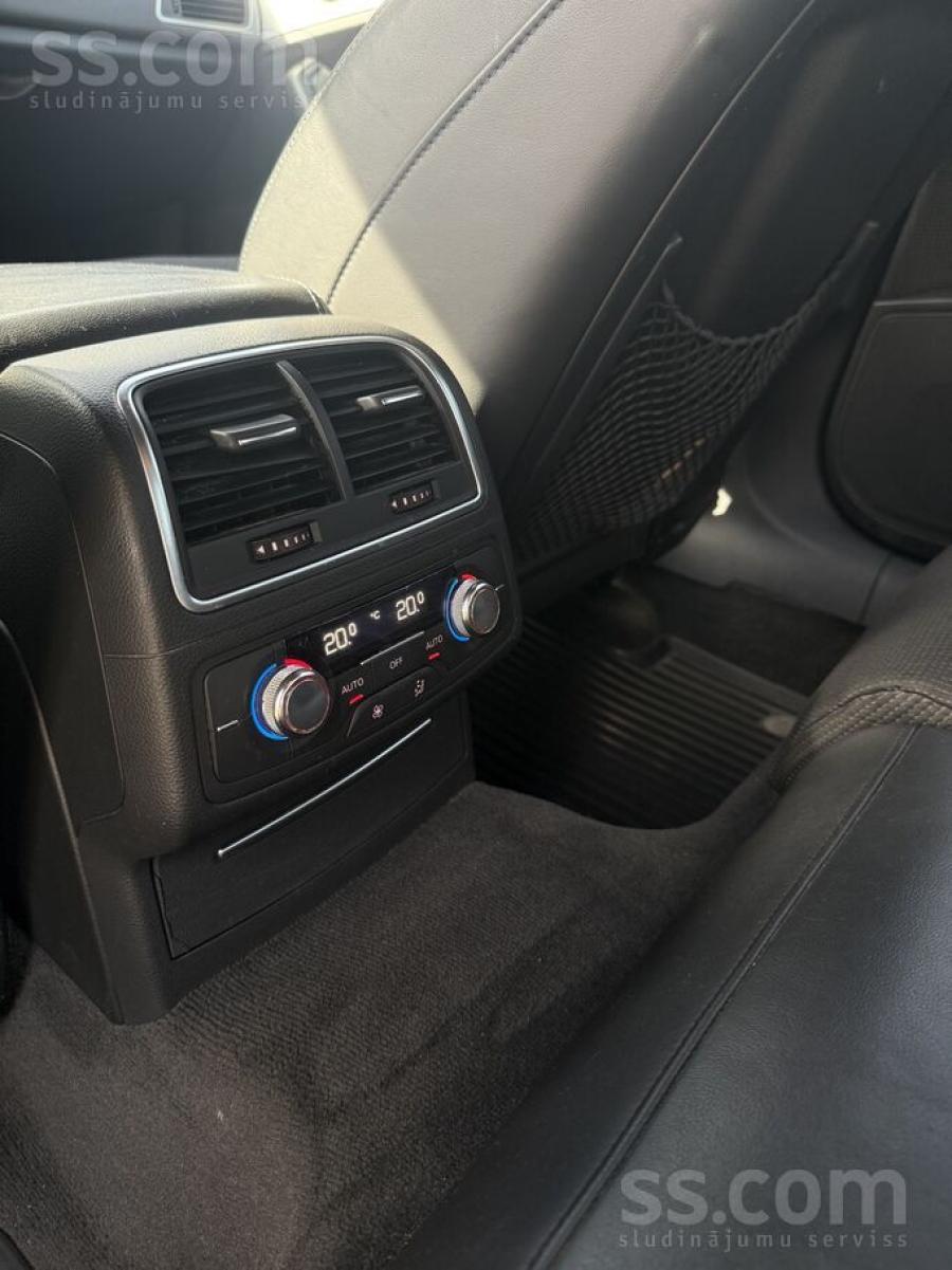 Grey Audi A6 2012 in Riga, with an engine capacity of 3.00 L and mileage of 263 thousand km for 8850 €, photo 7 on AUTOMOTO.COM.LV