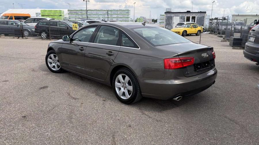 Pelēks Audi A6 2012 Marijampole, ar dzinēja tilpumu 2.97 L un nobraukumu 330 tūkst. km par 9500 €, foto 5 vietnē AUTOMOTO.COM.LV
