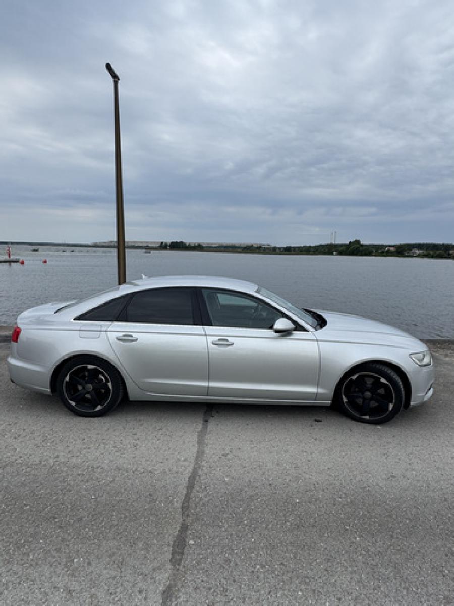 Grey Audi A6 2012 in Narva, with an engine capacity of 3.00 L and mileage of 260 thousand km for 9000 €, photo 3 on AUTOMOTO.COM.LV