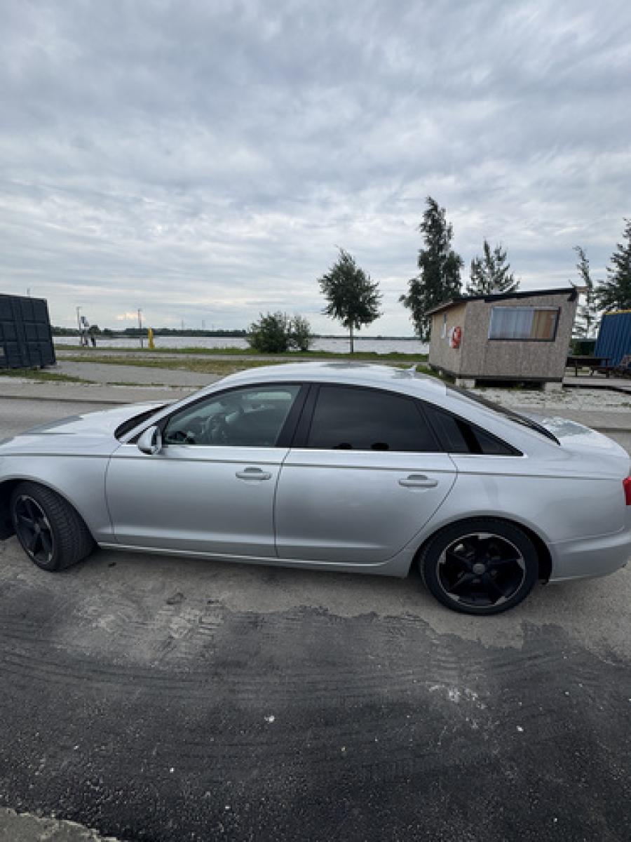 Grey Audi A6 2012 in Narva, with an engine capacity of 3.00 L and mileage of 260 thousand km for 9000 €, photo 5 on AUTOMOTO.COM.LV