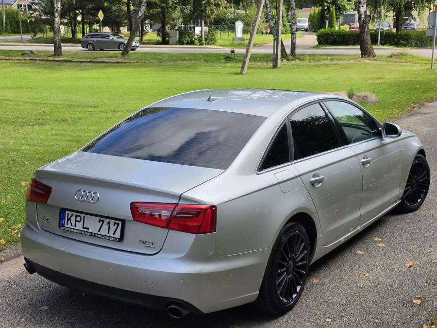 Grey Audi A6 2012 in Silute, with an engine capacity of 3.00 L and mileage of 298 thousand km for 6800 €, photo 6 on AUTOMOTO.COM.LV