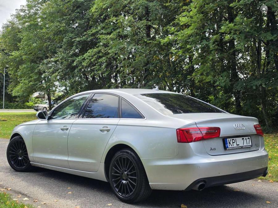 Grey Audi A6 2012 in Silute, with an engine capacity of 3.00 L and mileage of 298 thousand km for 6800 €, photo 8 on AUTOMOTO.COM.LV