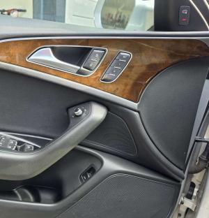Grey Audi A6 2012 in Silute, with an engine capacity of 3.00 L and mileage of 298 thousand km for 6800 €, photo 18 on AUTOMOTO.COM.LV