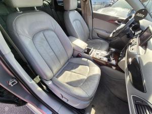 Grey Audi A6 2012 in Vilnius, with an engine capacity of 3.00 L and mileage of 378 thousand km for 5999 €, photo 12 on AUTOMOTO.COM.LV