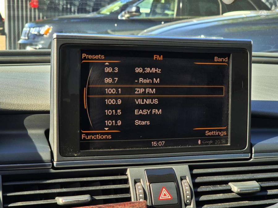 Grey Audi A6 2012 in Vilnius, with an engine capacity of 3.00 L and mileage of 378 thousand km for 5999 €, photo 16 on AUTOMOTO.COM.LV