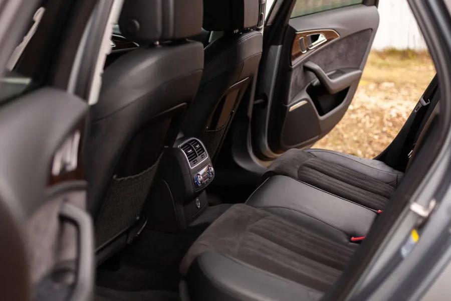 Pelēks Audi A6 2013 Rīga, ar dzinēja tilpumu 3.00 L un nobraukumu 215 tūkst. km par 11995 €, foto 22 vietnē AUTOMOTO.COM.LV
