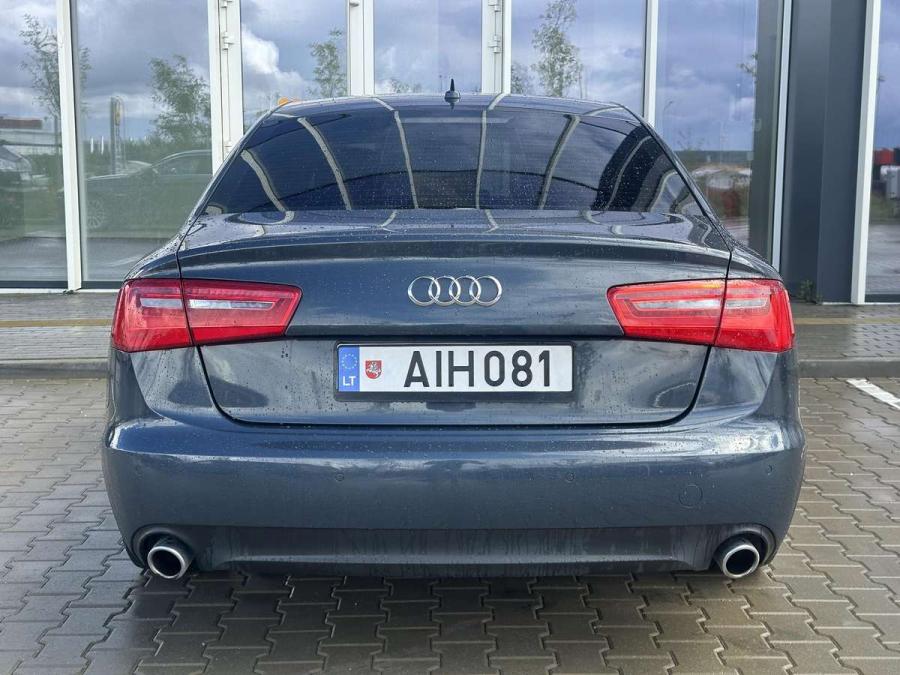 Grey Audi A6 2013 in Vilnius, with an engine capacity of 2.97 L and mileage of 244 thousand km for 9800 €, photo 6 on AUTOMOTO.COM.LV