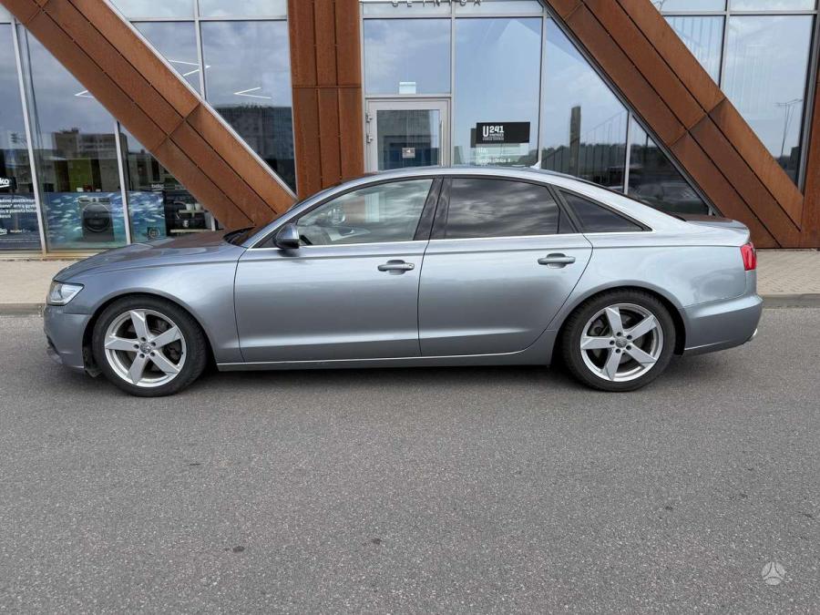 Grey Audi A6 2013 in Vilnius, with an engine capacity of 2.97 L and mileage of 280 thousand km for 4650 €, photo 8 on AUTOMOTO.COM.LV